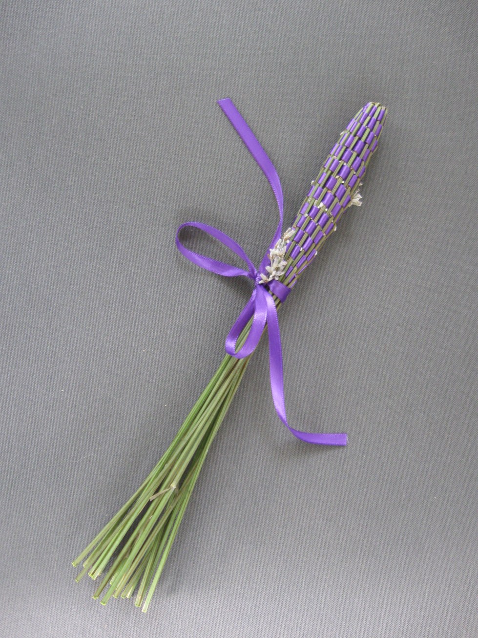 Magical Lavender Wands | My Urban Farmscape